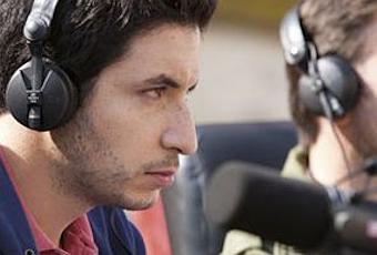 Radiostars : Mais qui est Ben, alias Douglas Attal ? | À Voir