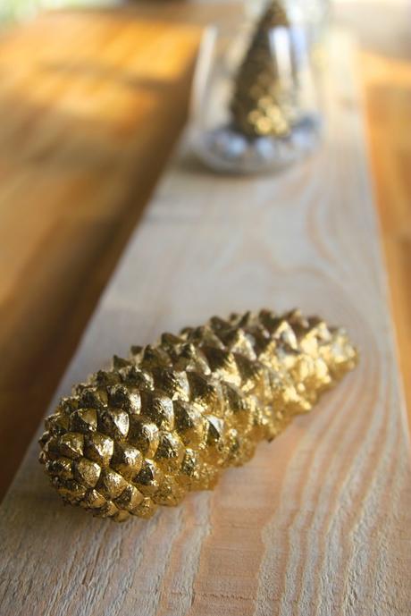 3 DIY de Noel à réaliser avec des pignes de pins | À Découvrir