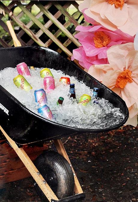 15 idées originales pour recycler vos vieilles brouettes | À Voir 15 idées originales pour recycler vos vieilles brouettes | À Voir