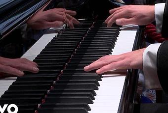 Interlude musical - À Lire